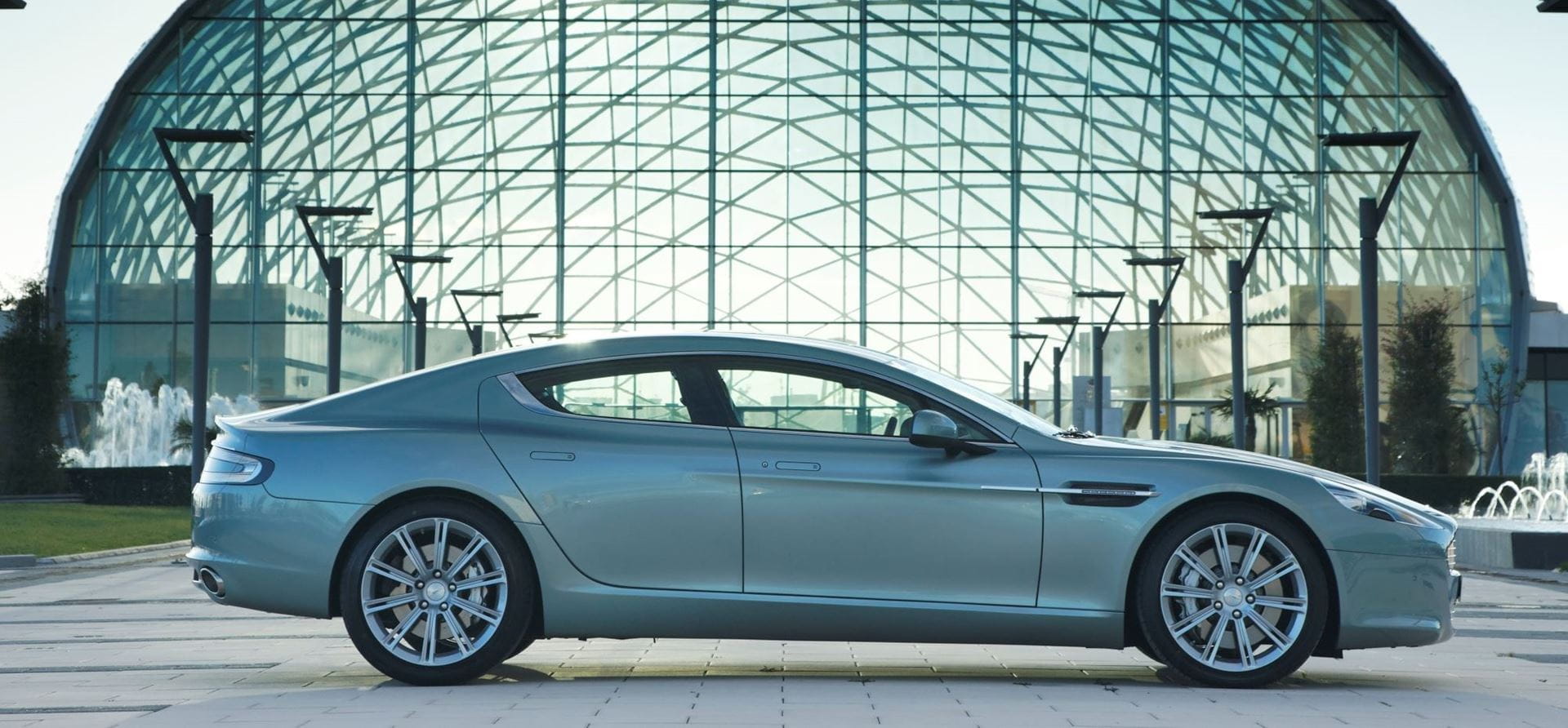 Aston Martin Rapide | Aston Martin