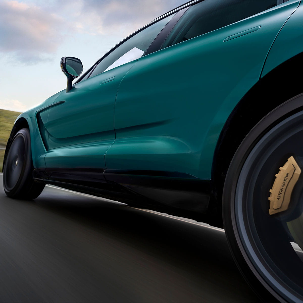 DBX707 Brochure | Aston Martin