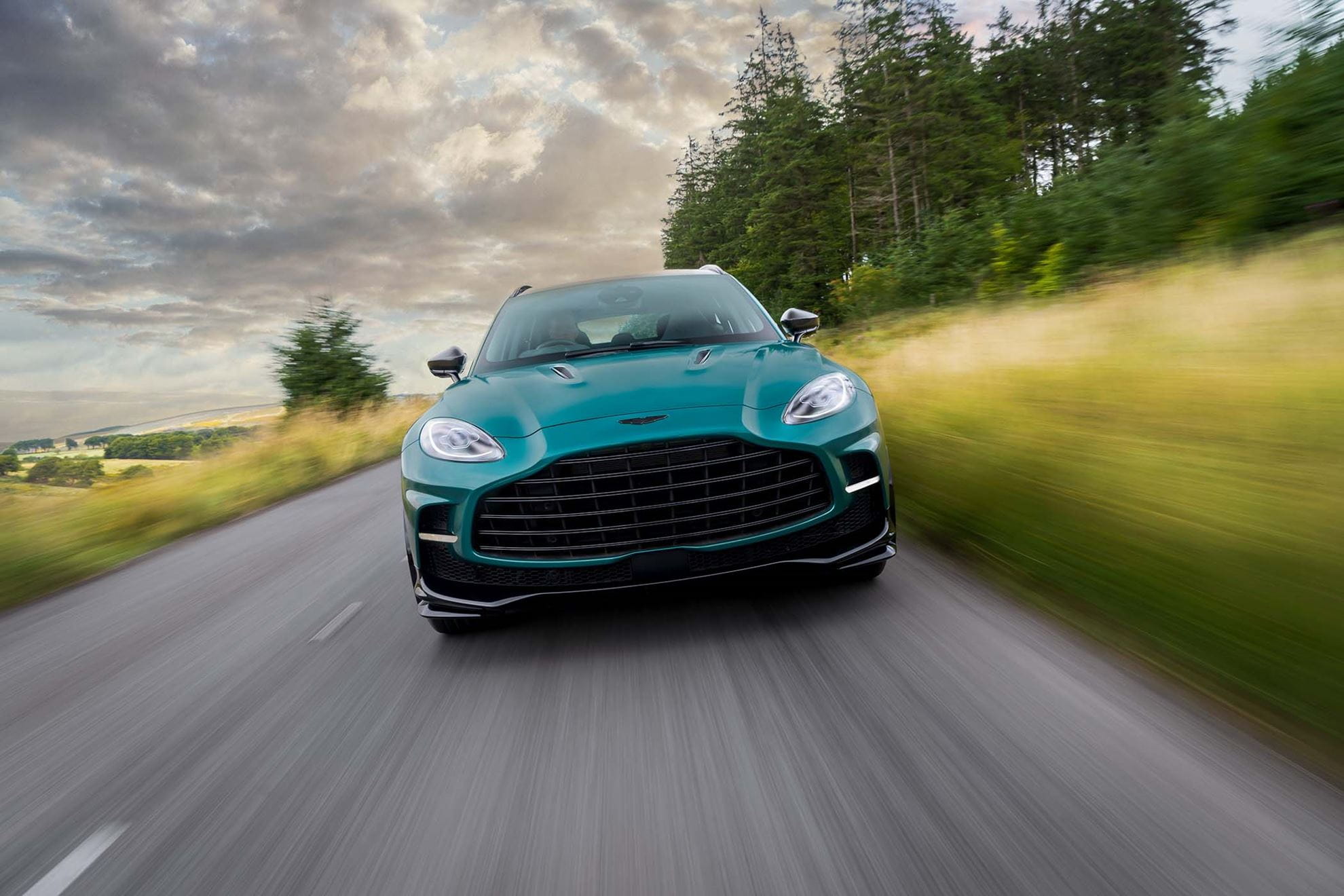 DBX707 | Aston Martin