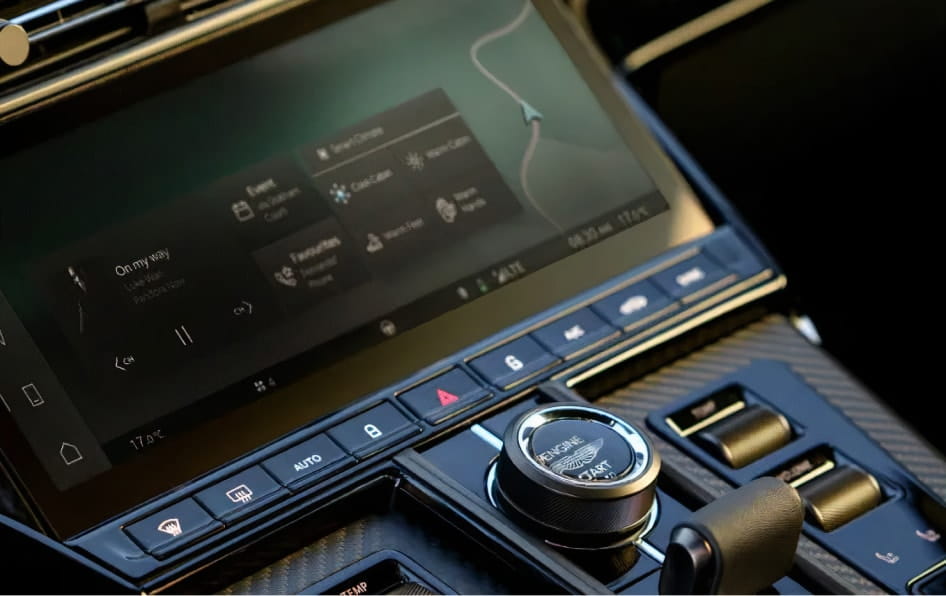 Android Auto | Aston Martin